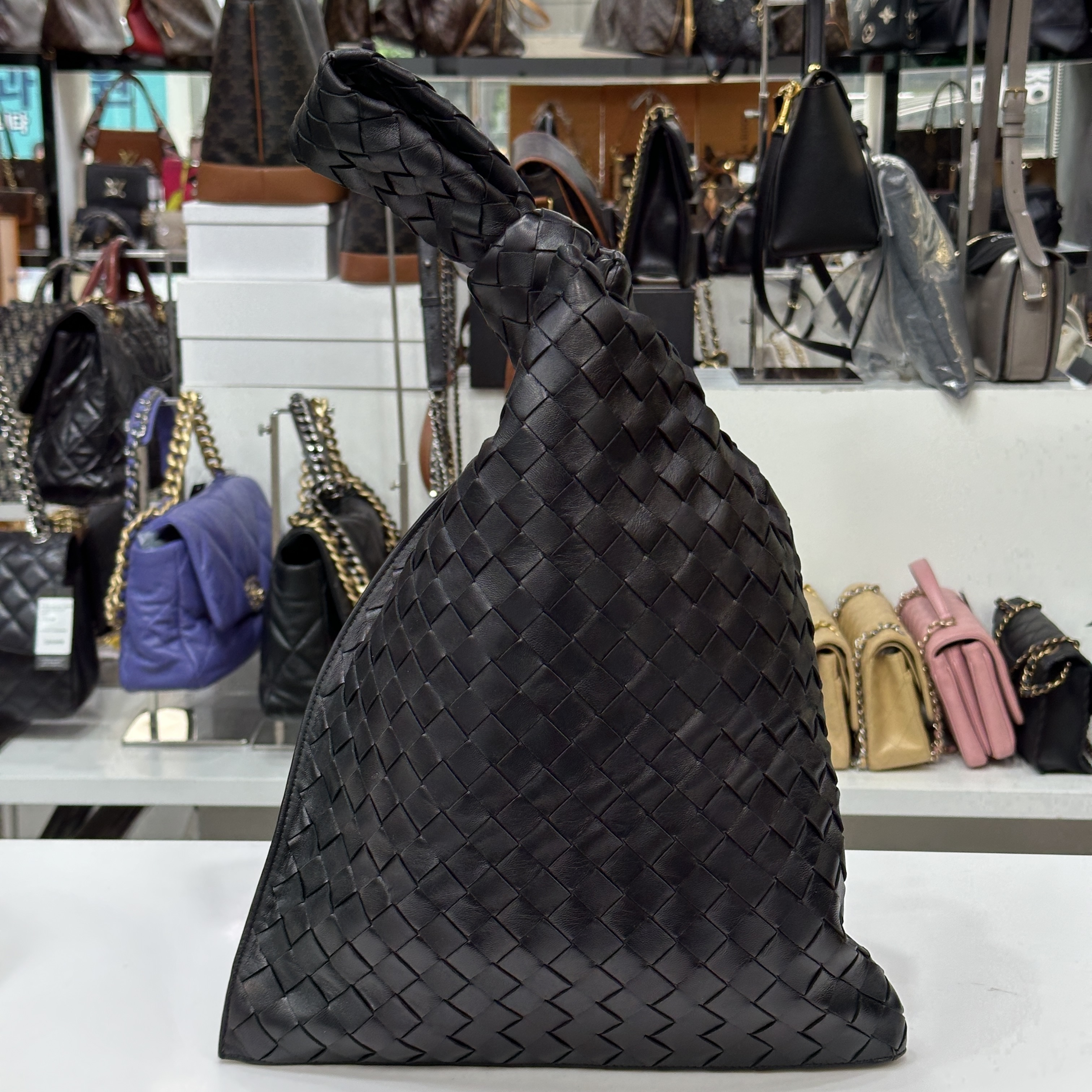 보테가베네타 인트레치아토 트위스트 나파 토트백 블랙 607964 - 구구스 정품