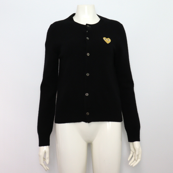 COMME DES GARCONS(꼼데가르송) AZ-N049 골드 하트 와펜 여성 울 가디건aa57140 - 구구스 정품